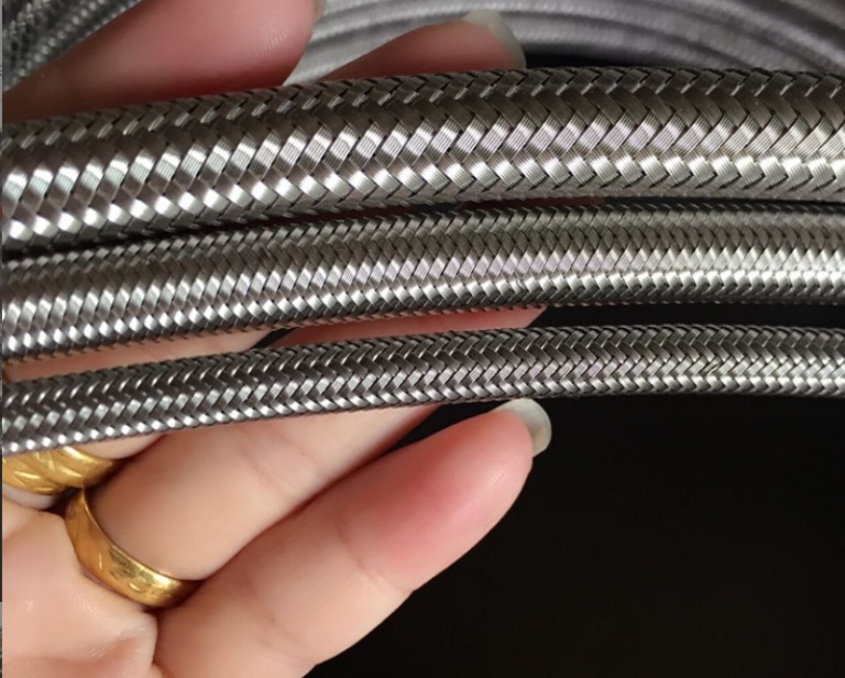 Ống PTFE bọc vỏ lưới inox 1/8, 3/16, 1/4, 5/16, 3/8, 13/32, 1/2, 5/8, 3 ...